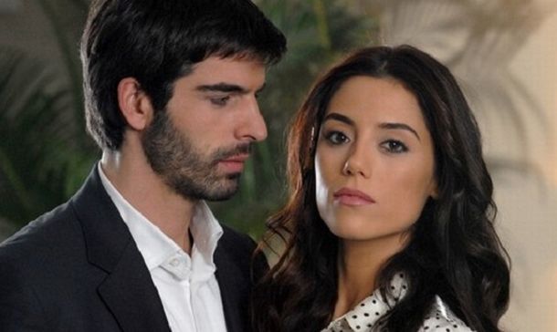 A Novela de Phantasy Star - Aventuras em Motávia: Elenco de Dublagem - Sila