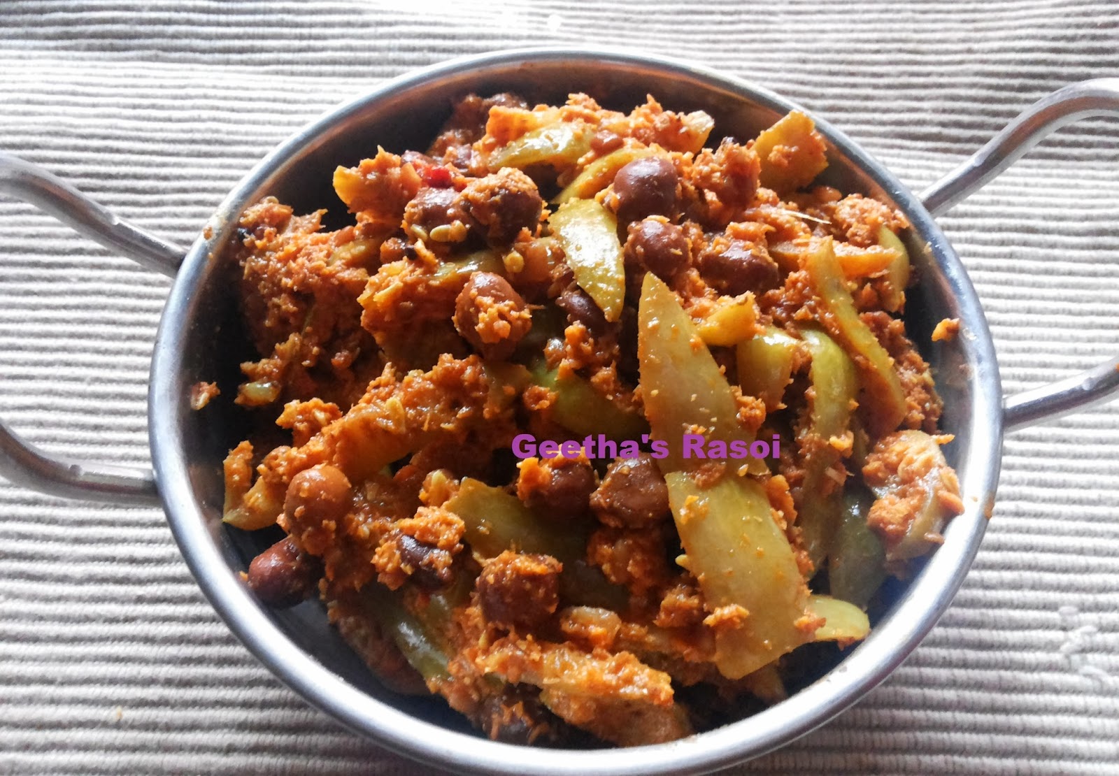 Geetha's Rasoi...: Kadale manoli