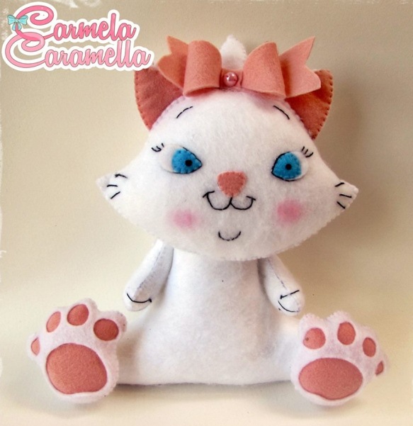 Gata Marie com Molde de feltro - Feltro e moldes para artesanato