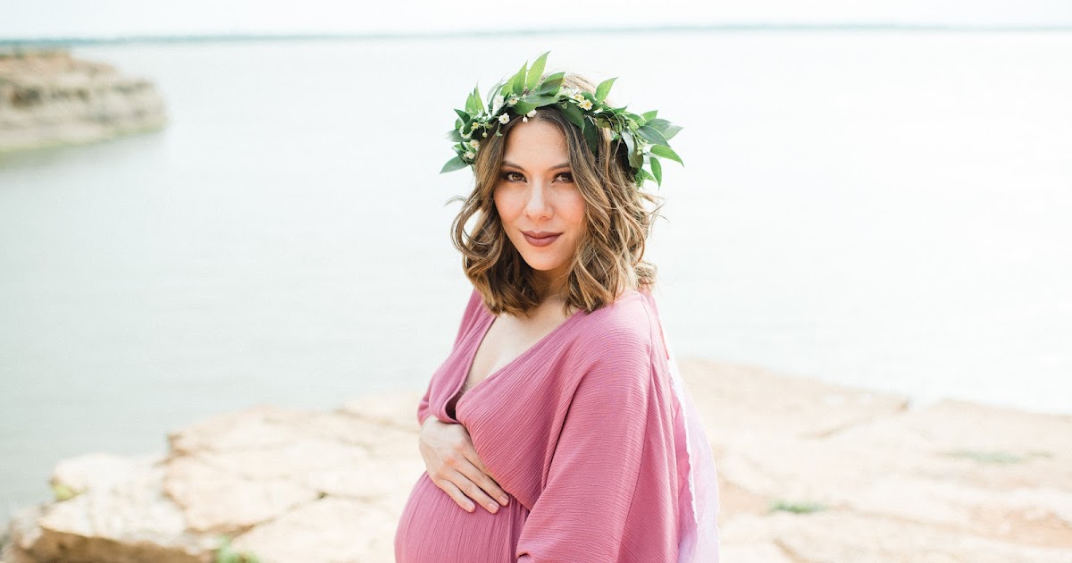 Our Lake Grapevine Maternity Photoshoot for Poppy Monroe | Jordan Dunaway