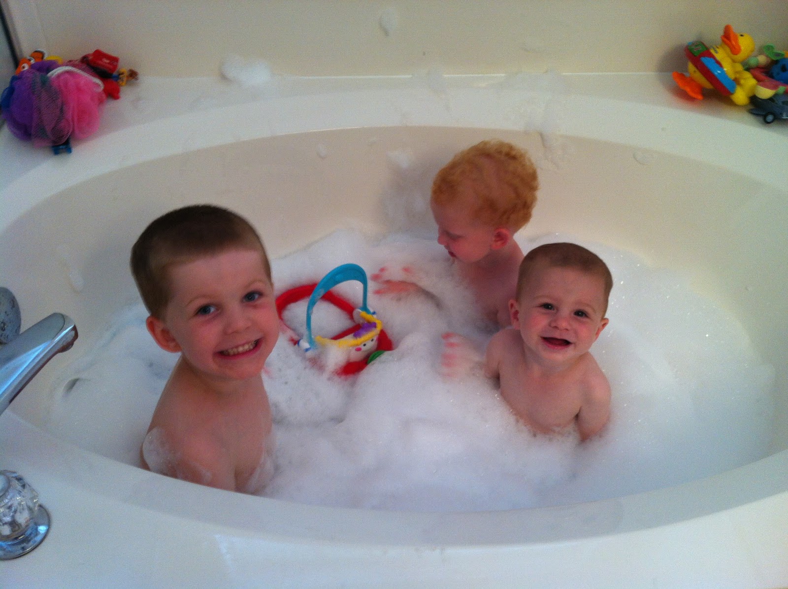 The Glamorous Life of a Minister's Wife: Bubble Bath Fun