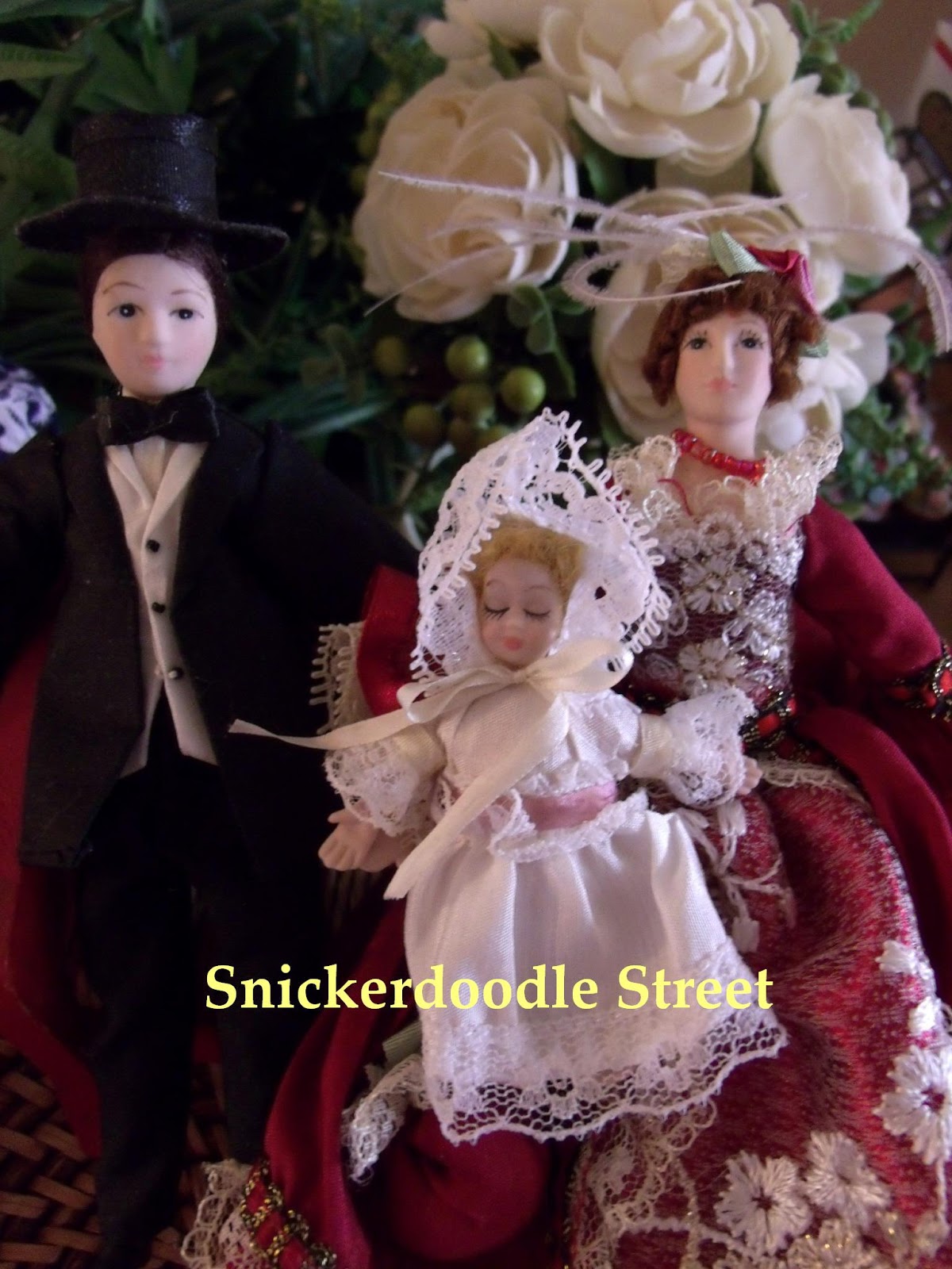SNICKERDOODLE STREET: Samantha's (mini) Porcelain Doll Family