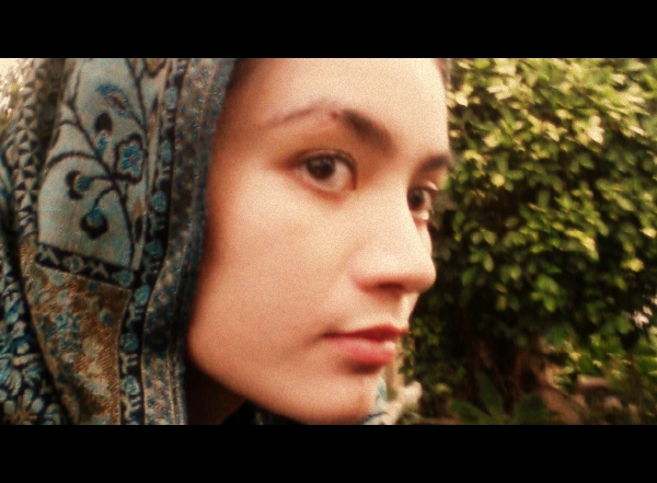 Cinta Tanpa Restu Blogger Namee Roslan