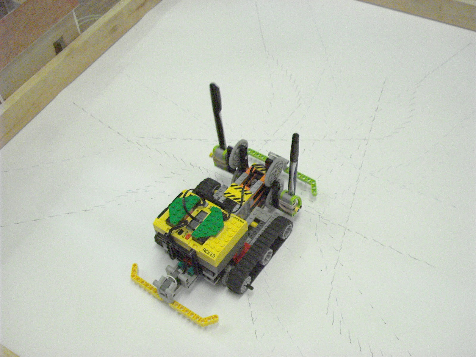 Architecture Machines: LEGO RCX DOT MACHINE