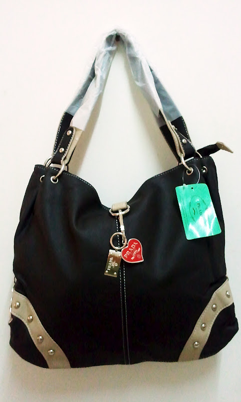 Respeks Group: RG2011... Iklan : Menjual beg tangan berjenama replika ...