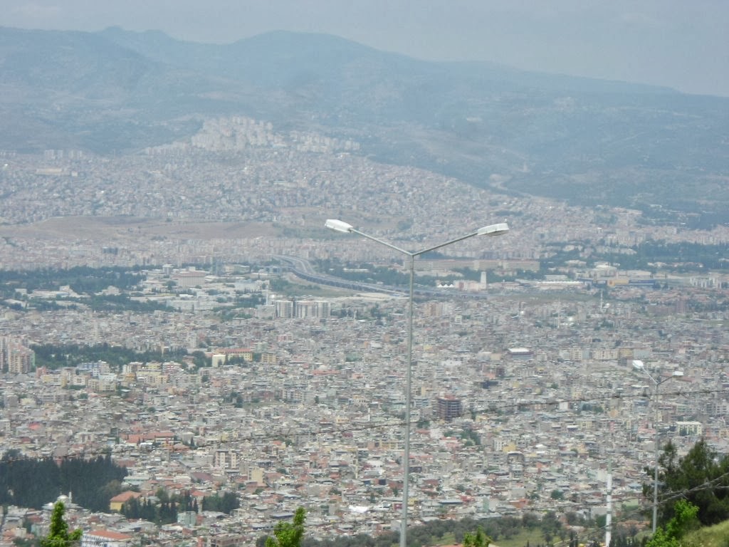 HER TELDEN İZMİR: BORNOVA