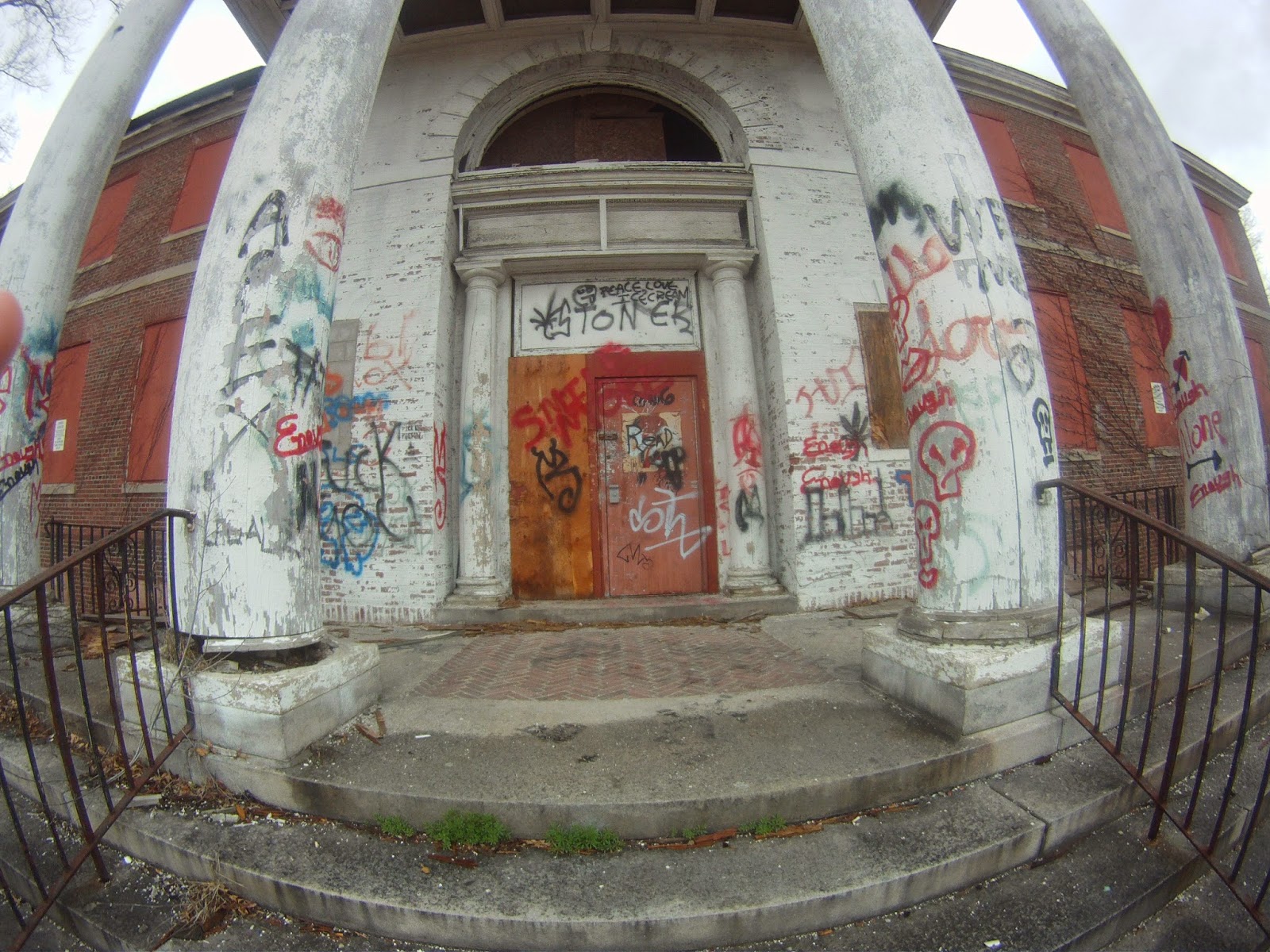 We're All Mad Here: Metropolitan State Hospital: Waltham, MA