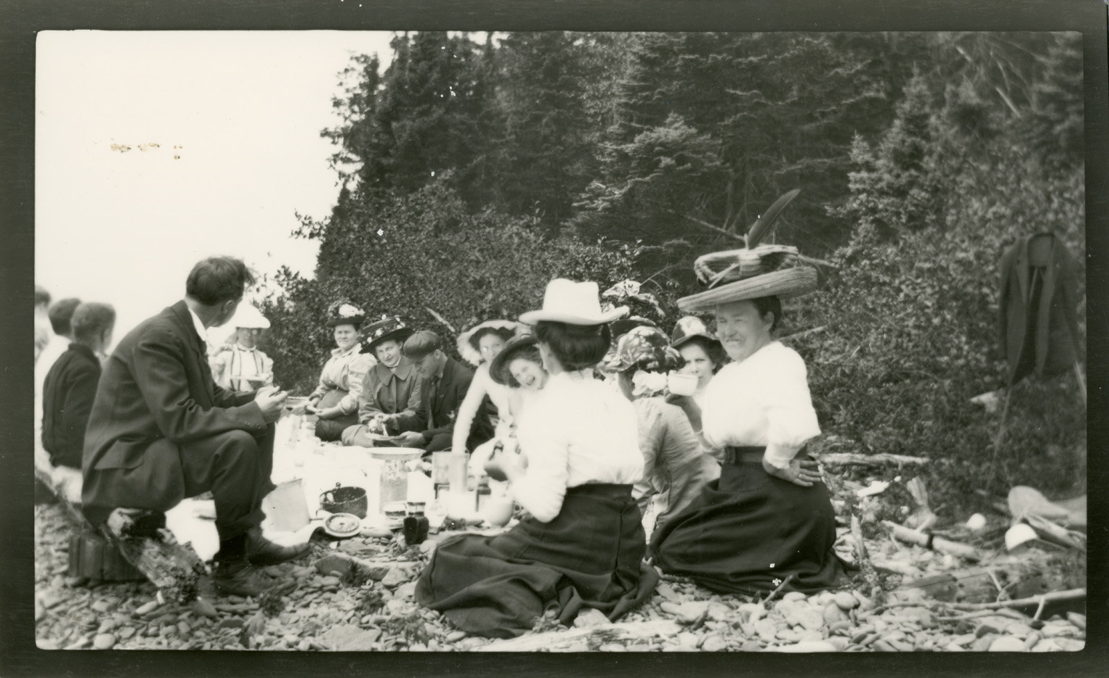 Heroes, Heroines, and History: Photographs: Early 1900 Summer Fun Tour
