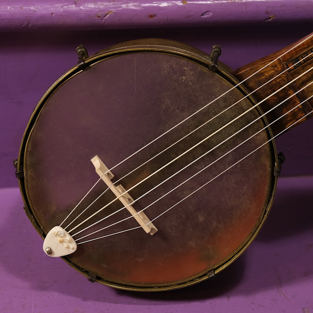 1860s 6-String Fretless Mini Minstrel Banjo