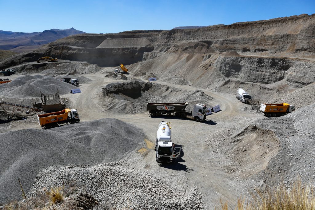 DIECIOCHO RUEDAS: VOLVO EXTREME... PRESENTAN NUEVOS MODELOS PARA USO DE ...