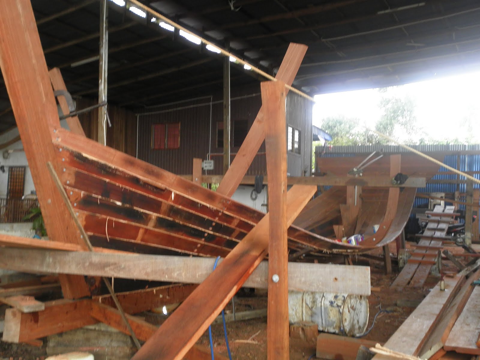 NeLaYaN DaSaR LauT: LAWATAN KE PUSAT NELAYAN dan PEMBUATAN BOT DI ...