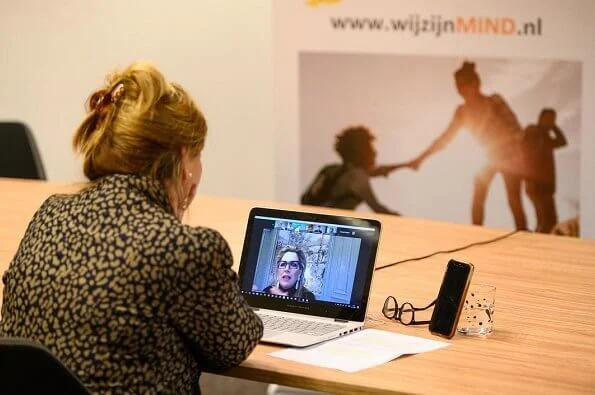 Queen Maxima spoke online with various people about the MIND Blue ...