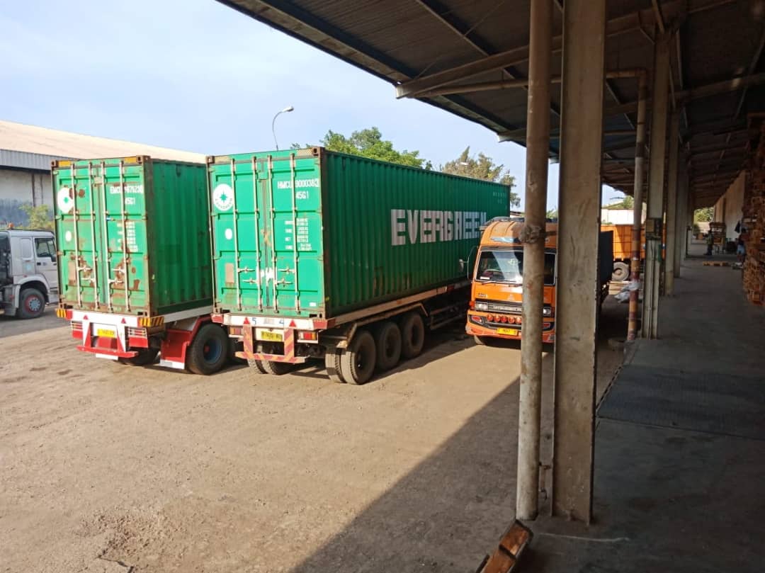 Pembekal Komoditi Kelapa Tua Pisang Abu Nipah: Dari Kampung ke Kontena ...