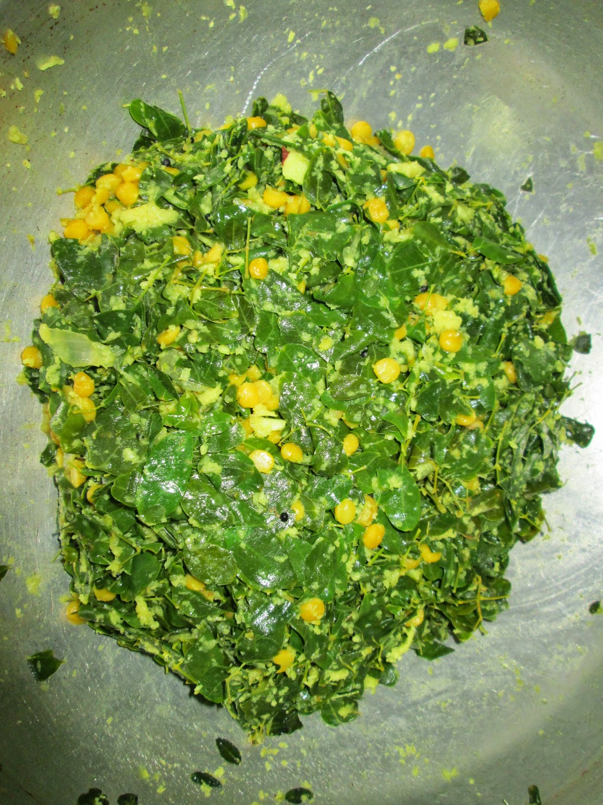 Drumstick leaves stir fry | Muringa ila thoran Recipe