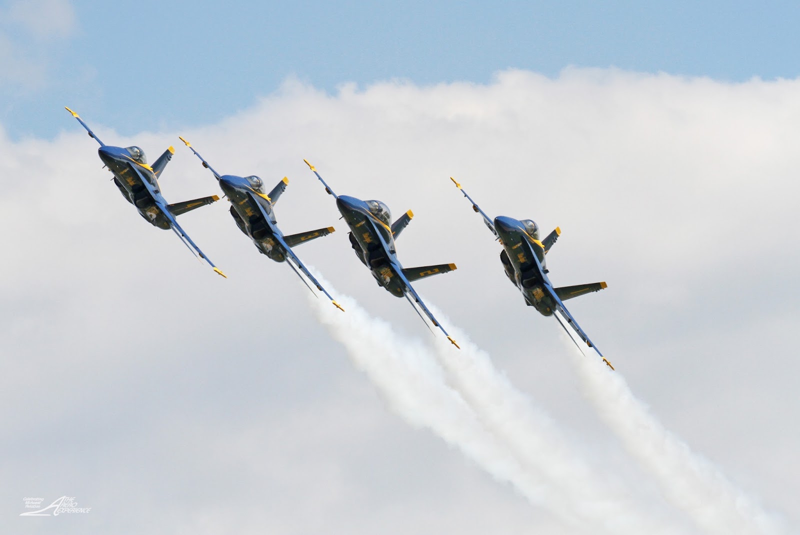 The Aero Experience: EAA AirVenture Oshkosh 2017: Airshow Performers ...