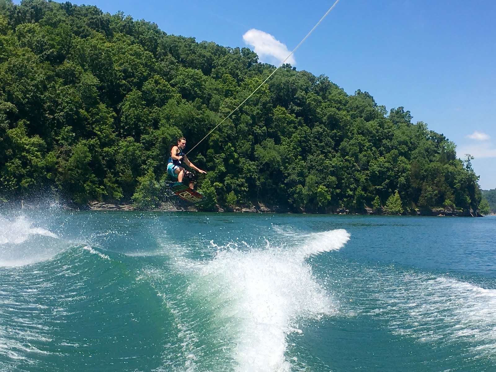 Magnolia Mamas : Summer To Do List: Go Boating!