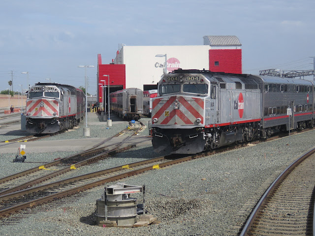 Jersey Mike's Rail Adventures: 19-05-19 PHOTOS: Caltran Caltrain VII