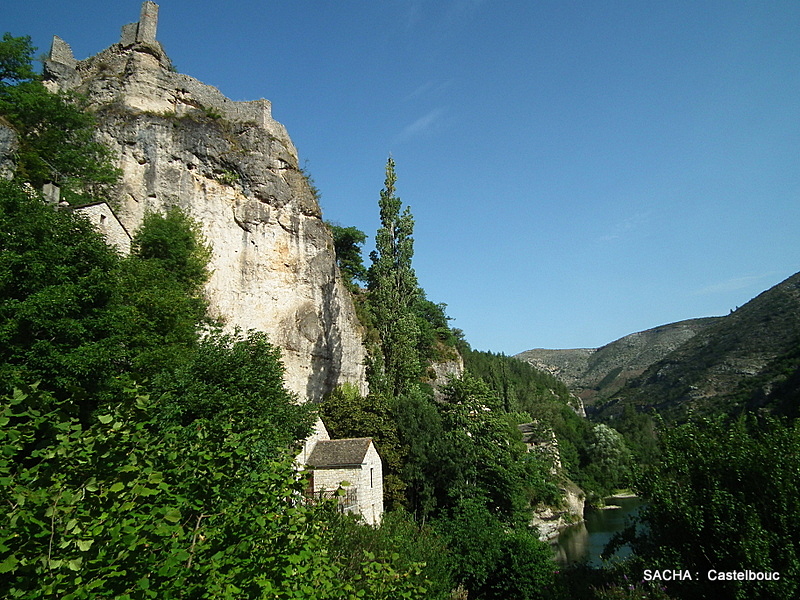 Un jour....Une photo !: Castelbouc village troglodytique des gorges du Tarn