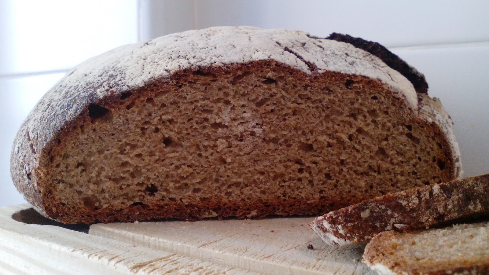 De Massa Mare: PAN ALEMÁN DE CENTENO, TRIGO Y BUTTERMILCH