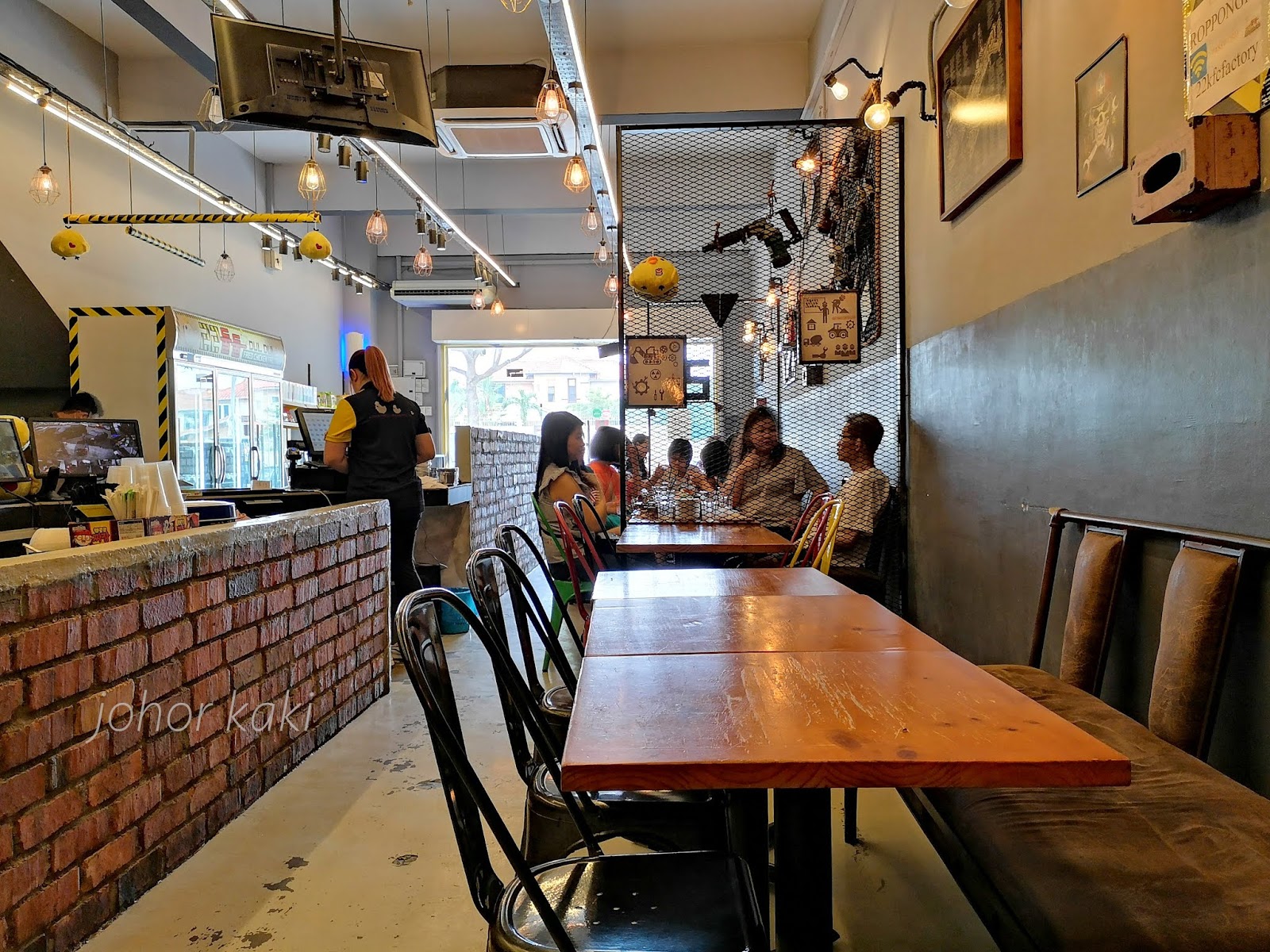 22 Dul Dul Korean Fried Chicken Factory in Mount Austin Johor Bahru ...