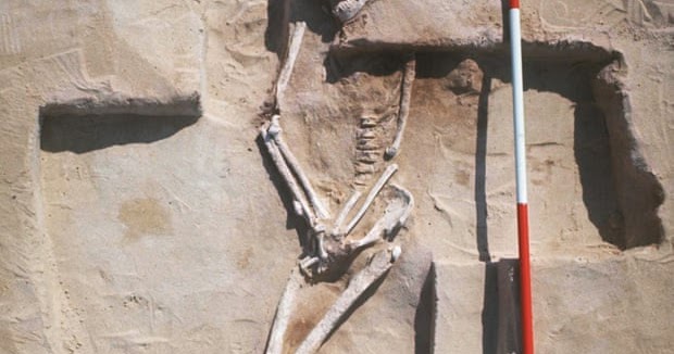 Save Send Delete: Mungo Man: What a 42,000 Year Old Skeleton Says about ...