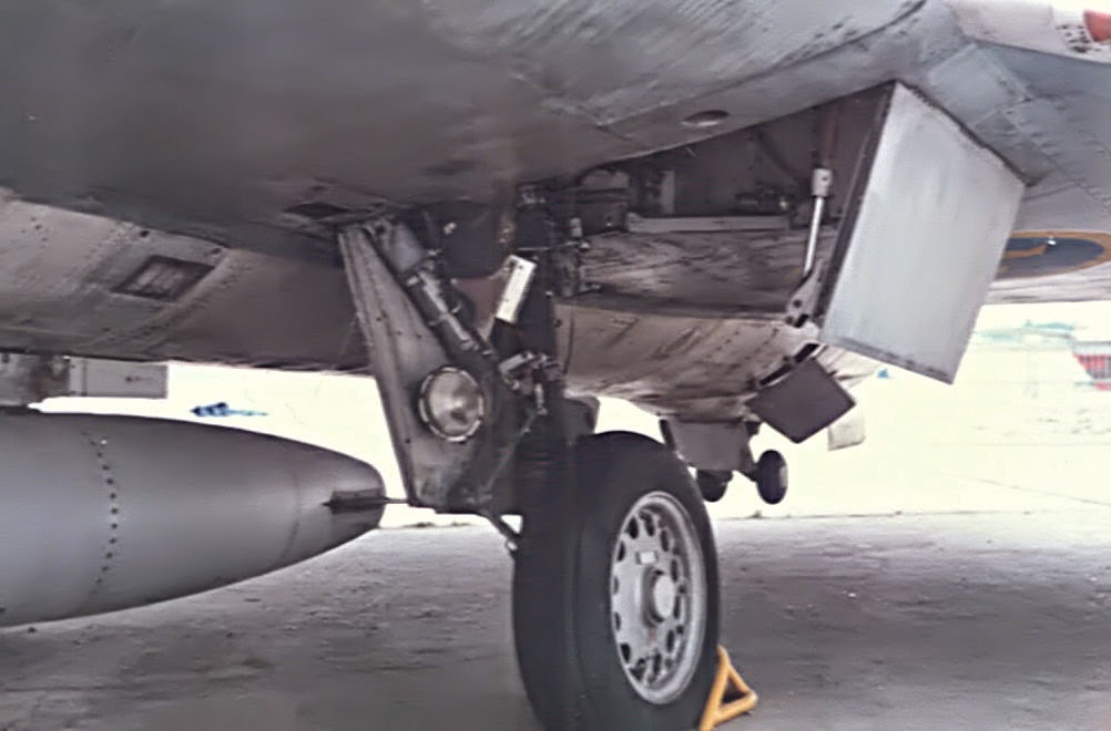 Découverte de maquettes: Le SAAB J-35F/J " Draken