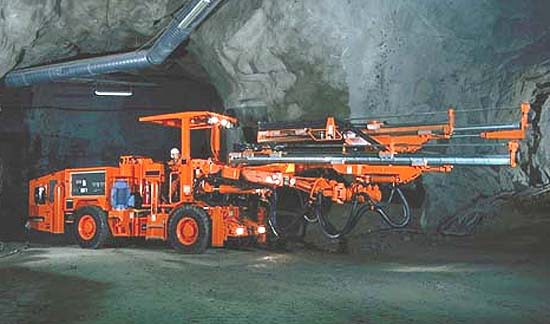 Perforación y Tronadura en Mina El Teniente