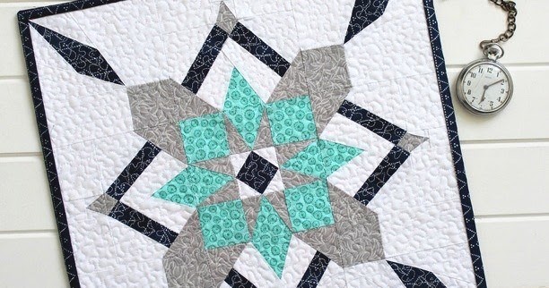 Enigma Mini Quilt + Your Free July 2016 Calendar - Threadbare Creations