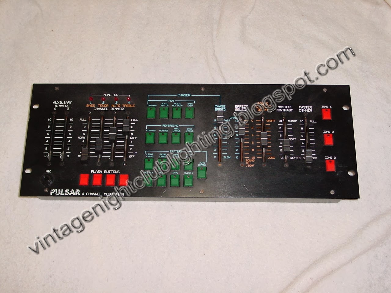 Vintage Night Club Lighting: Pulsar 4 Channel Modulator