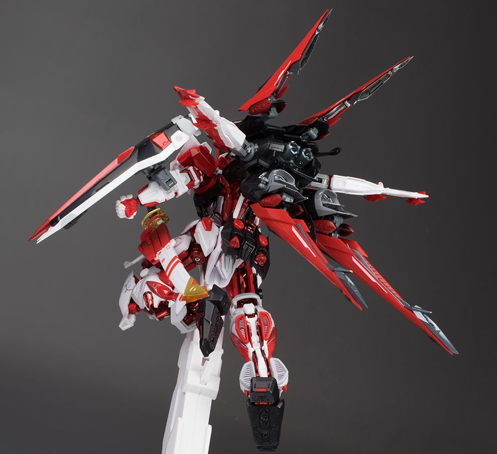 Gundam Family: METAL BUILD Gundam Astray Red Frame + Flight Unit Option ...