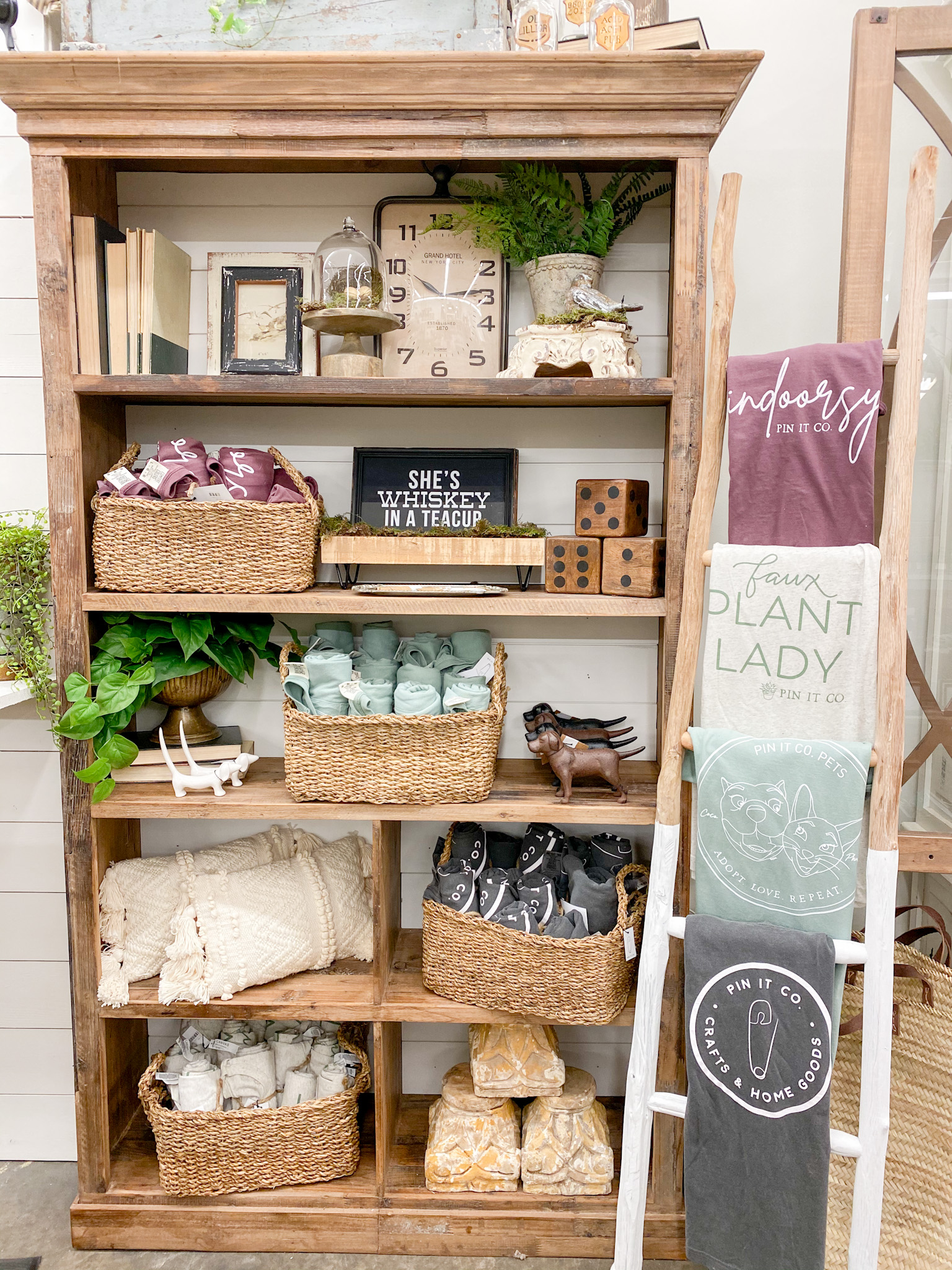 We Opened a New Storefront!!