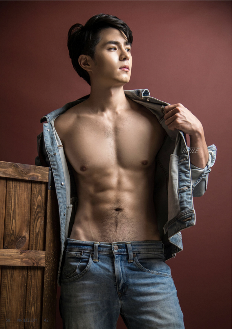 Grand Boyzone: VIRILE 42