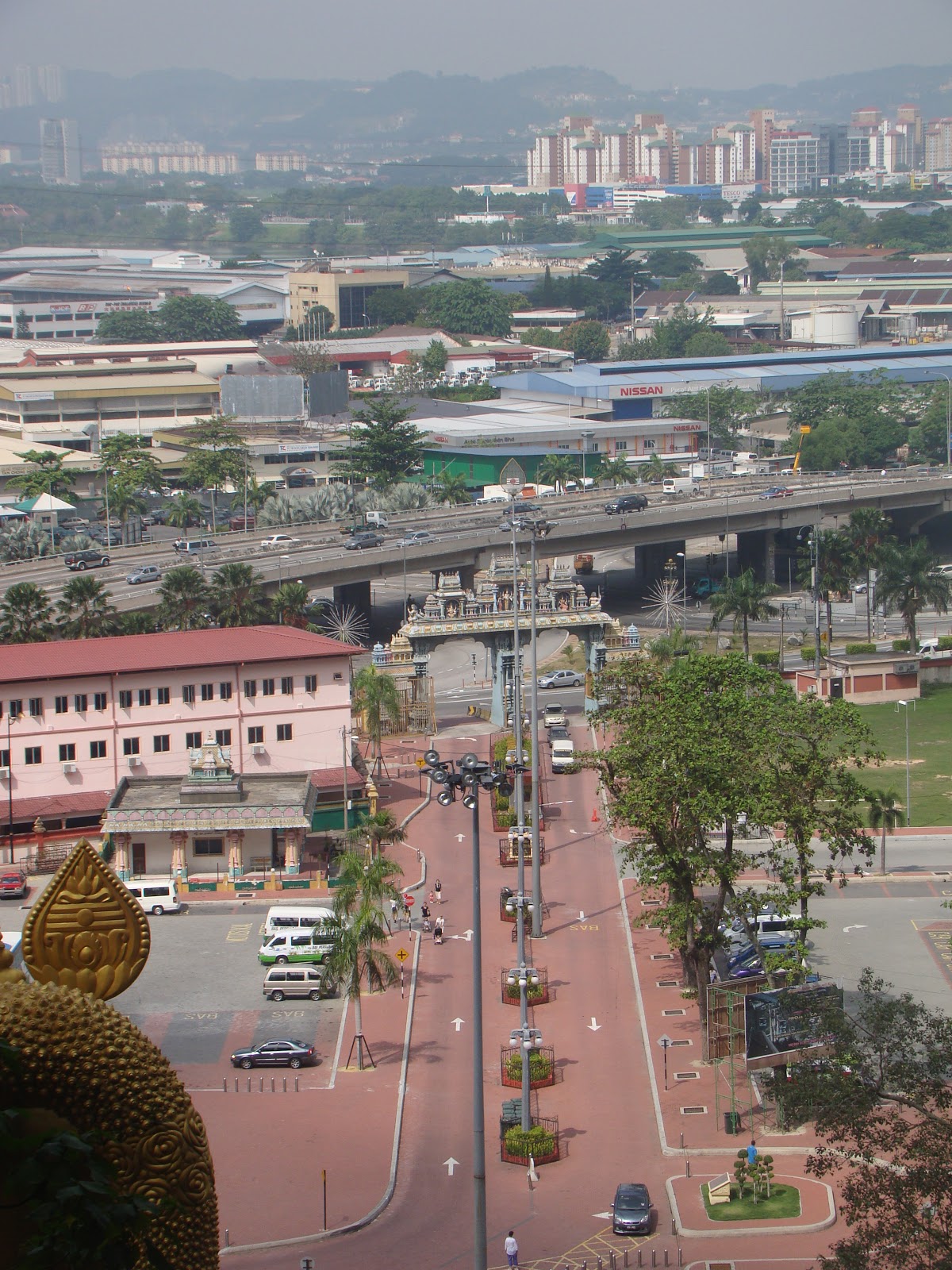 Batu Cave templess, Sentul, Kuala Lumpur - eNidhi India Travel Blog