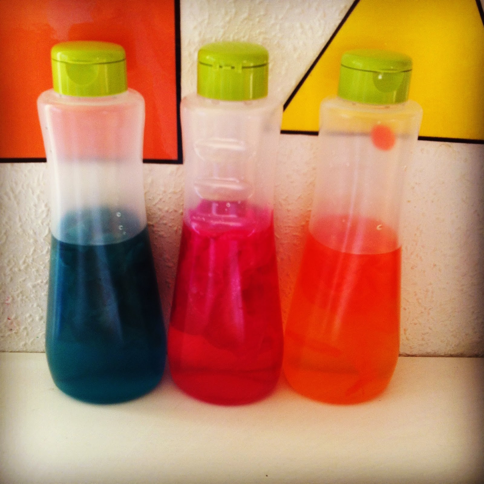 Travesuras de Patuca: El agua cambia de color!!!