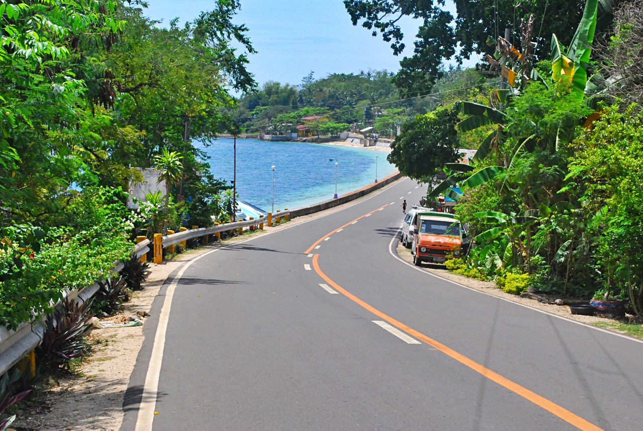 Quickie Dip Stop at Tingko Beach in Alcoy | Cebu - Nomadic Experiences