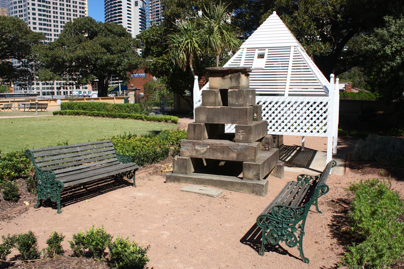 Sydney - City and Suburbs: Millers Point, Sydney Observatory, stone pyramid