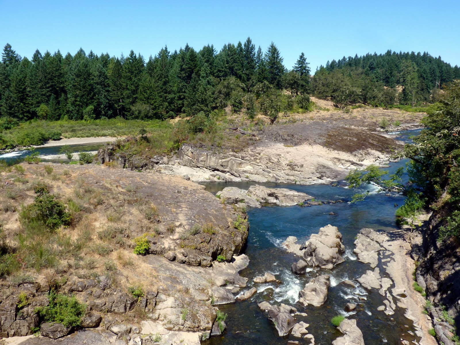 mexpatriate — in the key of steve: up the river