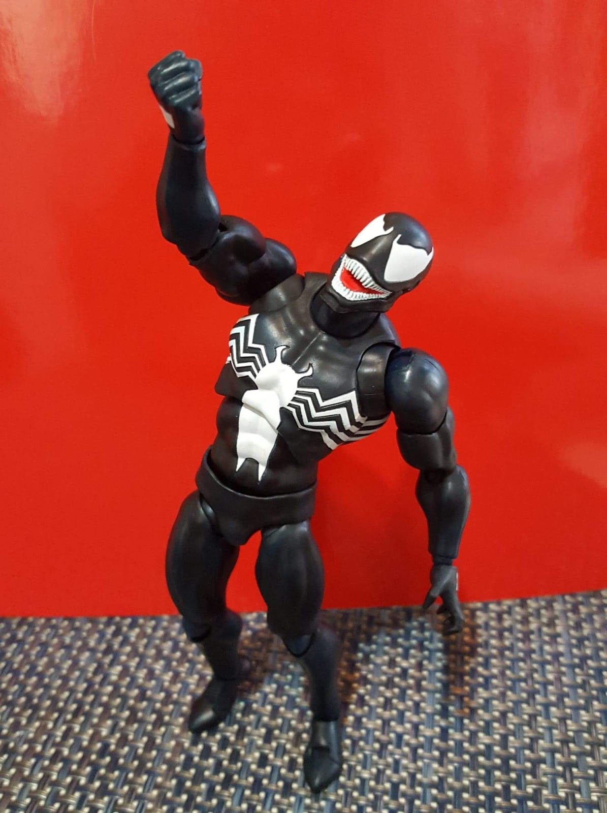 Mafex Comic Version Venom