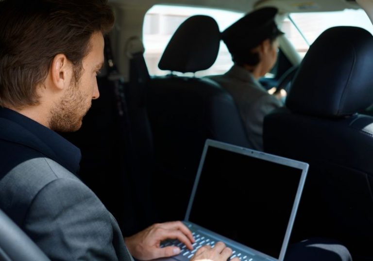 MAKE A NEW YEAR’S RESOLUTION TO USE CORPORATE CAR SERVICE IN NEW YORK!