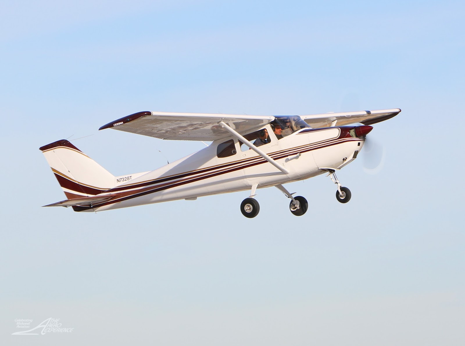 The Aero Experience: Midwest Plane Jane: Classic 1960 Cessna 172 Takes ...