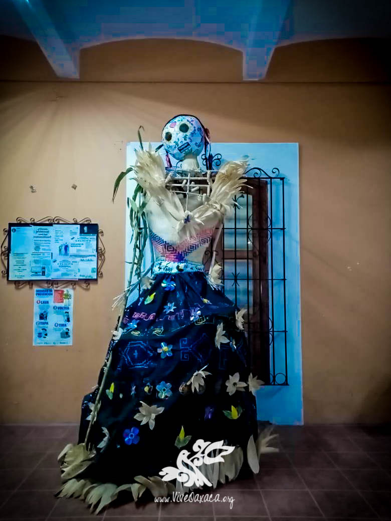 Día de Muertos 2019: Catrinas Monumentales en Villa de Mitla, Oax ...