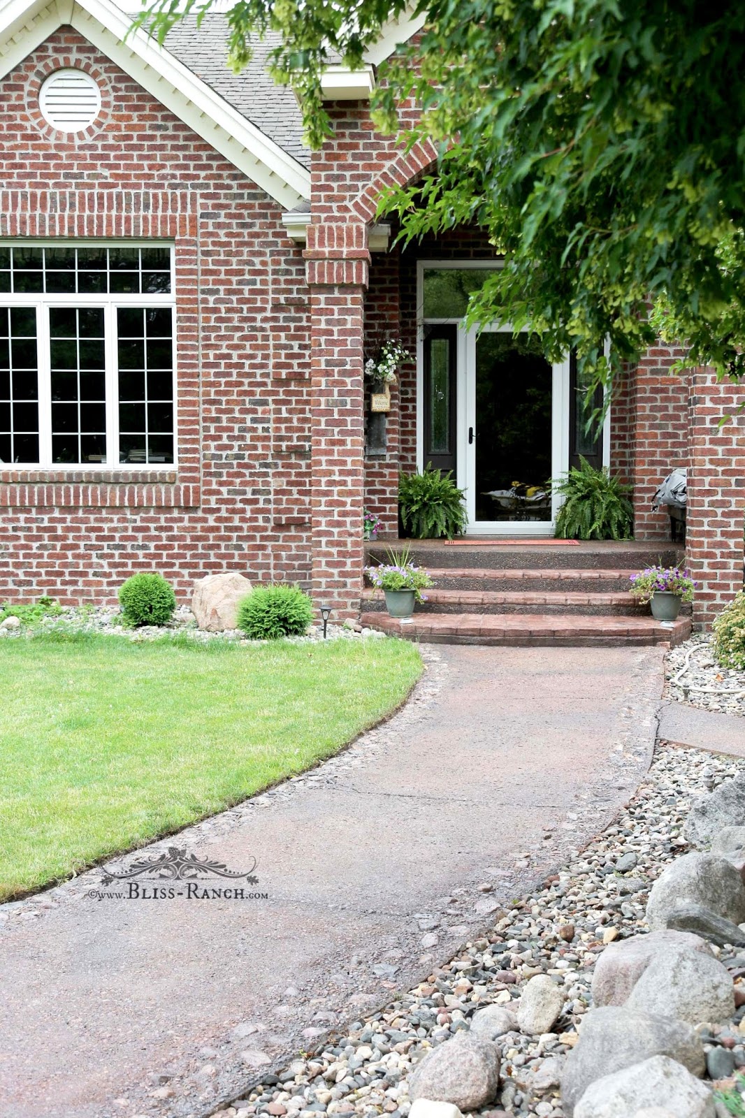 Bliss Ranch: Refreshed And Updated Front Porch Walkway
