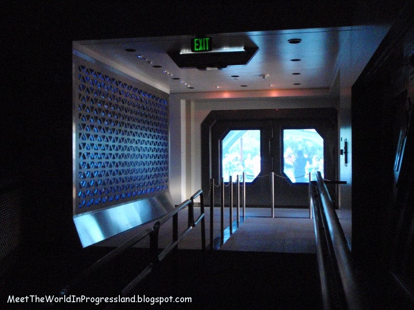 Meet The World: New Stuff! - Star Tours Sneak Preview