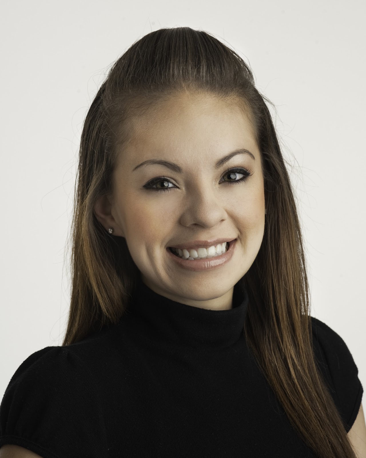 Axel Perez Blog: Escucha la entrevista realizada a Julie Ruiz, actriz ...