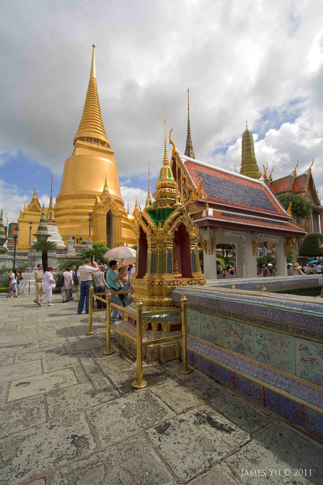 One Frame at a Time: Wat Saket: Temple of the Golden Mount