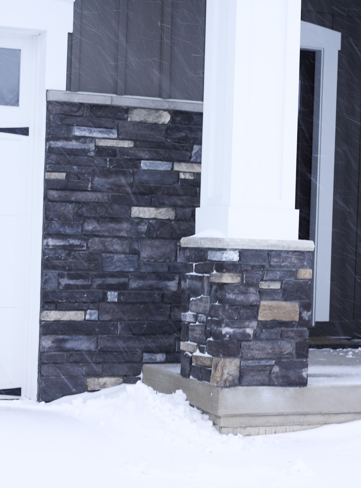 House on Tufton: The Build: Black Rundle Stone