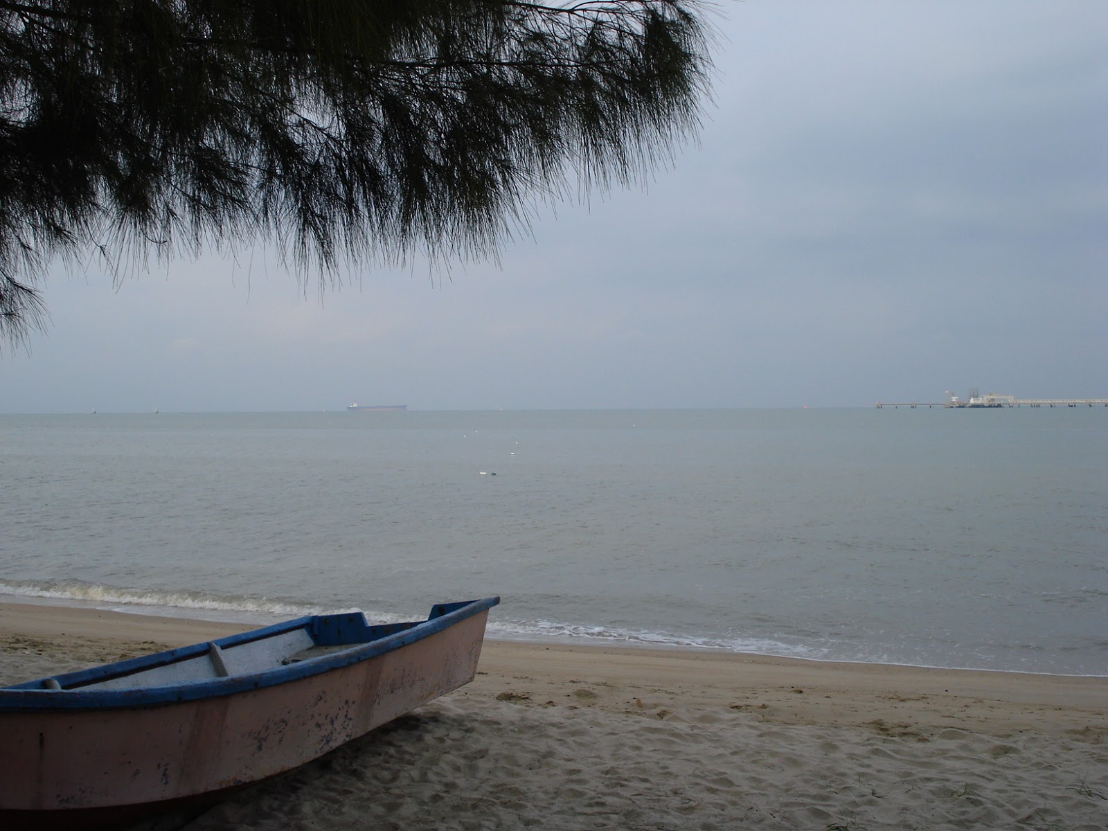 STRAITS VIEW LODGE, MELAKA, MALAYSIA: PANTAI PUTERI
