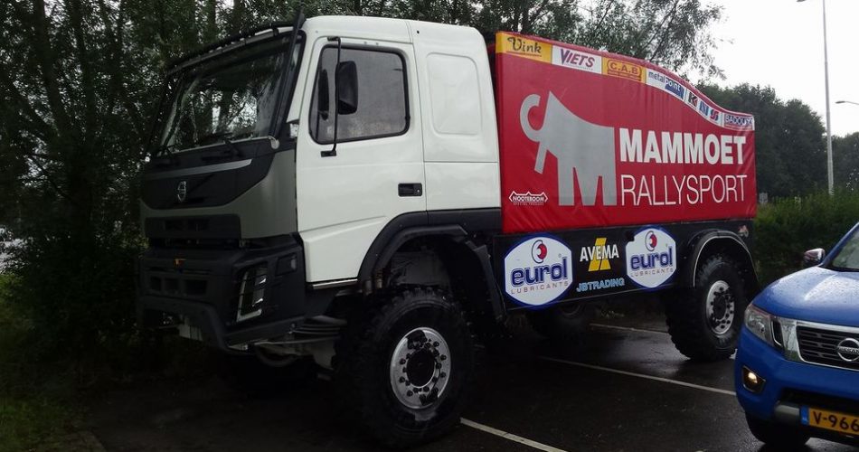 DIECIOCHO RUEDAS: POR PRIMERA VEZ UN VOLVO FMX PARTICIPARÁ DE UN DAKAR…