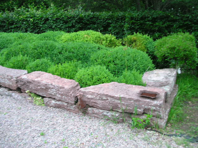 My rented garden: Olika rabattkanter av sten