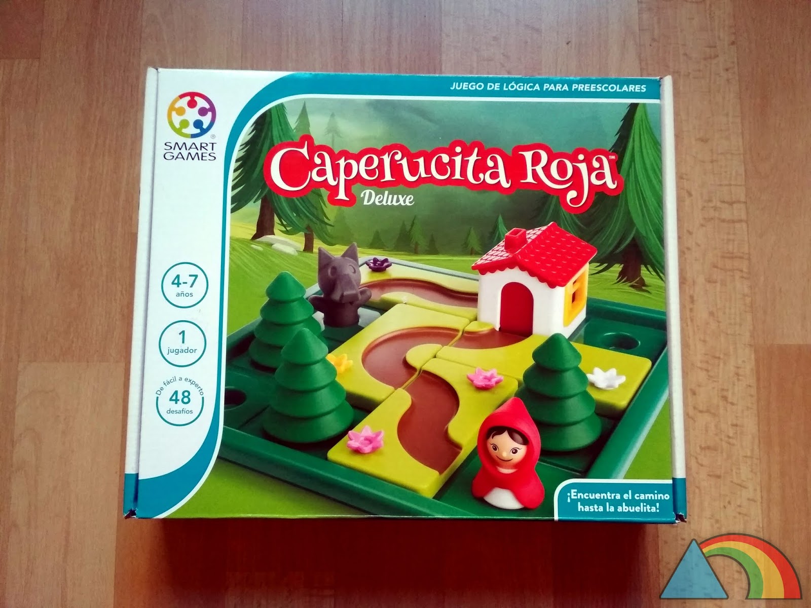 El Triángulo Arcoíris: Juego "Caperucita Roja Deluxe" de Smart Games